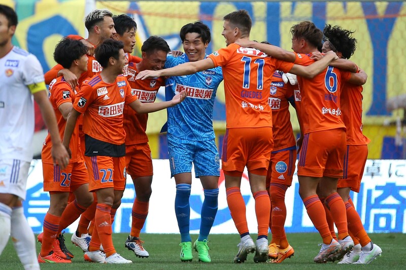 【J2第41節プレビュー】新潟がJ2優勝、横浜FCがJ1復帰を決めるには？ 昇格プレーオフ進出、残留争いは… | サッカーダイジェストWeb