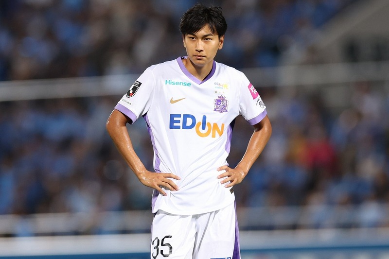 広島MF中島洋太朗がコンディション不良のためU-20W杯不参加。ACLE初戦で相手との頭部接触で負傷交代に | サッカーダイジェストWeb